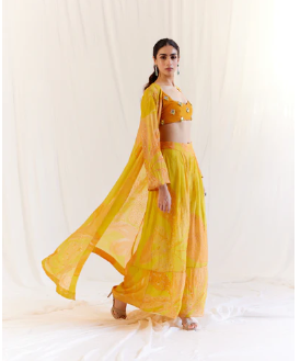 Why Sara Ali Khan’s Sharara Suits Are The Ultimate Festive Outfit Choi